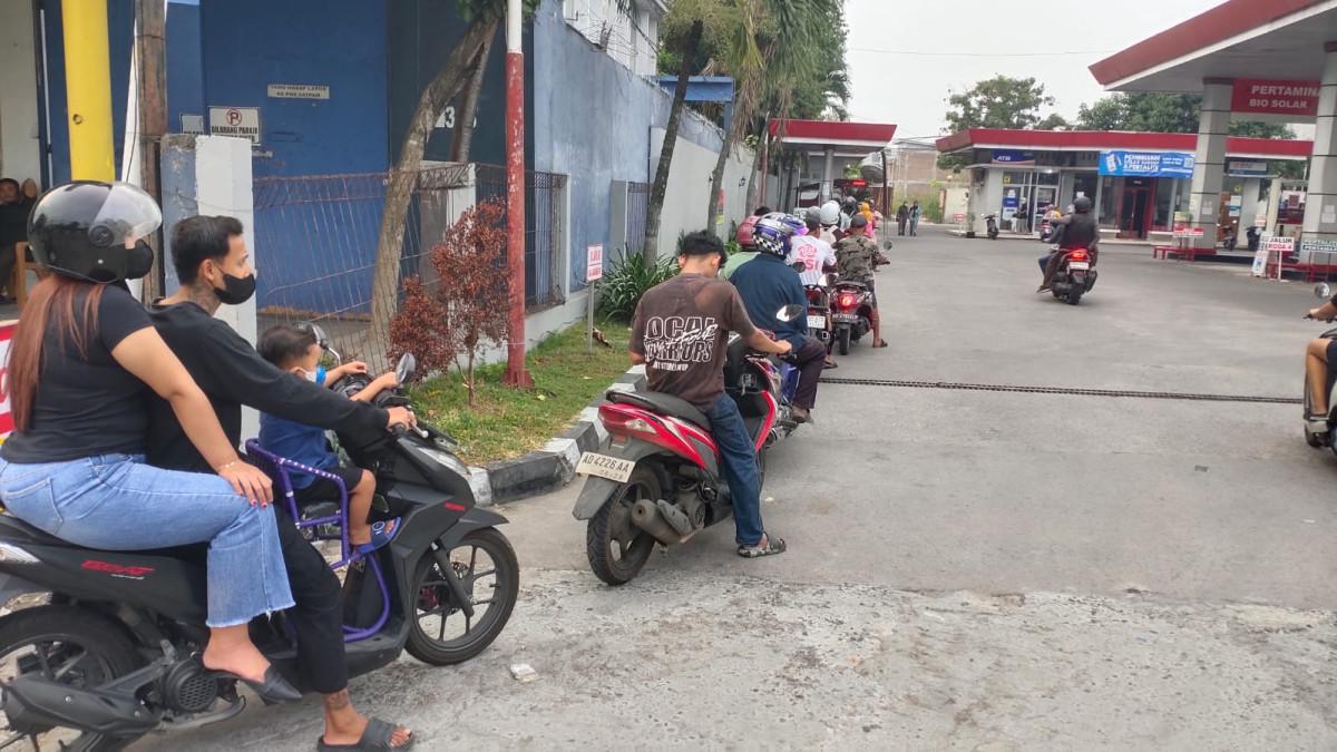 TERKINI Harga BBM Hari Ini Selasa 23 Juni 2026,Curhat di SPBU,Antri ...