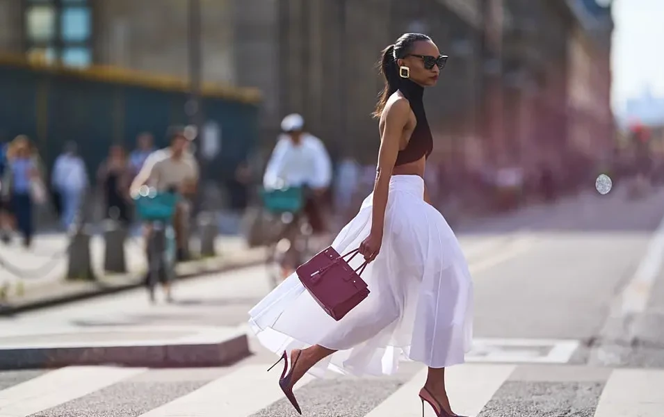 Natural fabrics dominate summer style guides across media