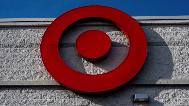 Discover Target's stylish $100 5-tier bookshelf loved by shoppers for ...