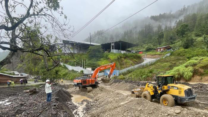 Breaking news: Jalan Nasional Blangkejeren-Takengon pagi ini kembali lumpuh