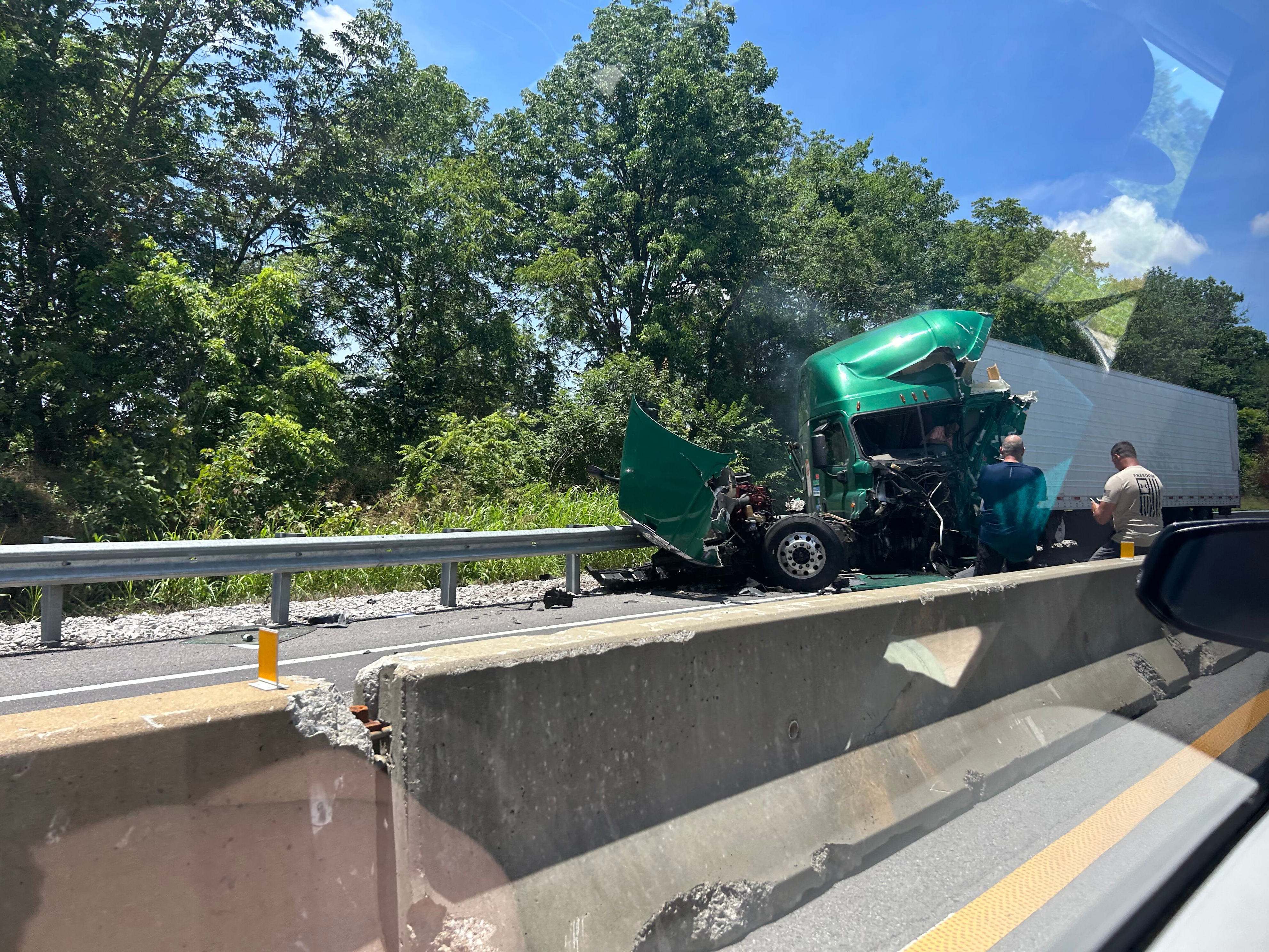 Man flown to Nashville hospital after two tractor-trailers collide near ...