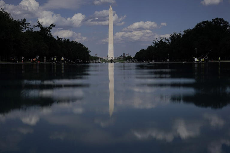 La vasca riflettente di Washington si deteriora: dopo le alghe ora cede ...