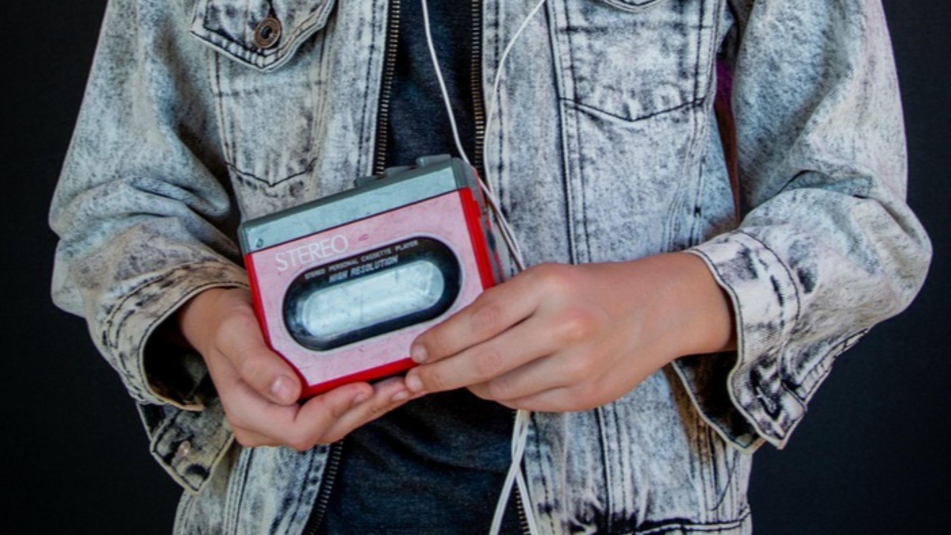 20 dangerous household items families used daily in the 1990s