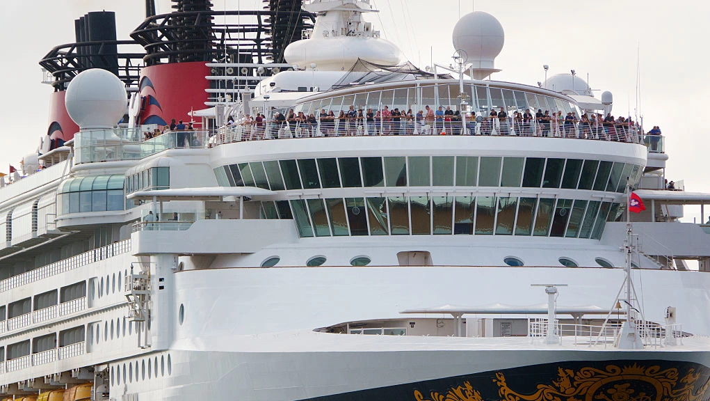 13 cruise ship rules every passenger should know