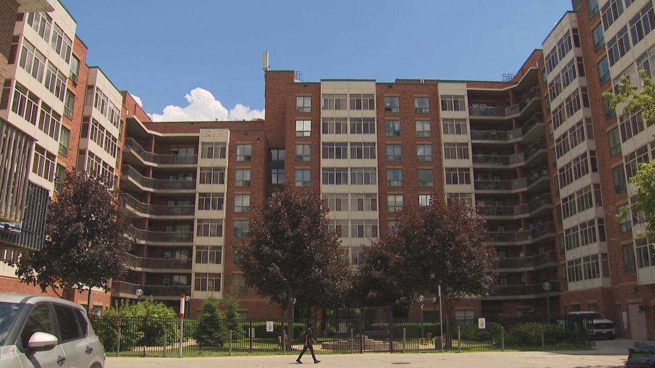This Toronto senior centre lost its city funding. Here’s why