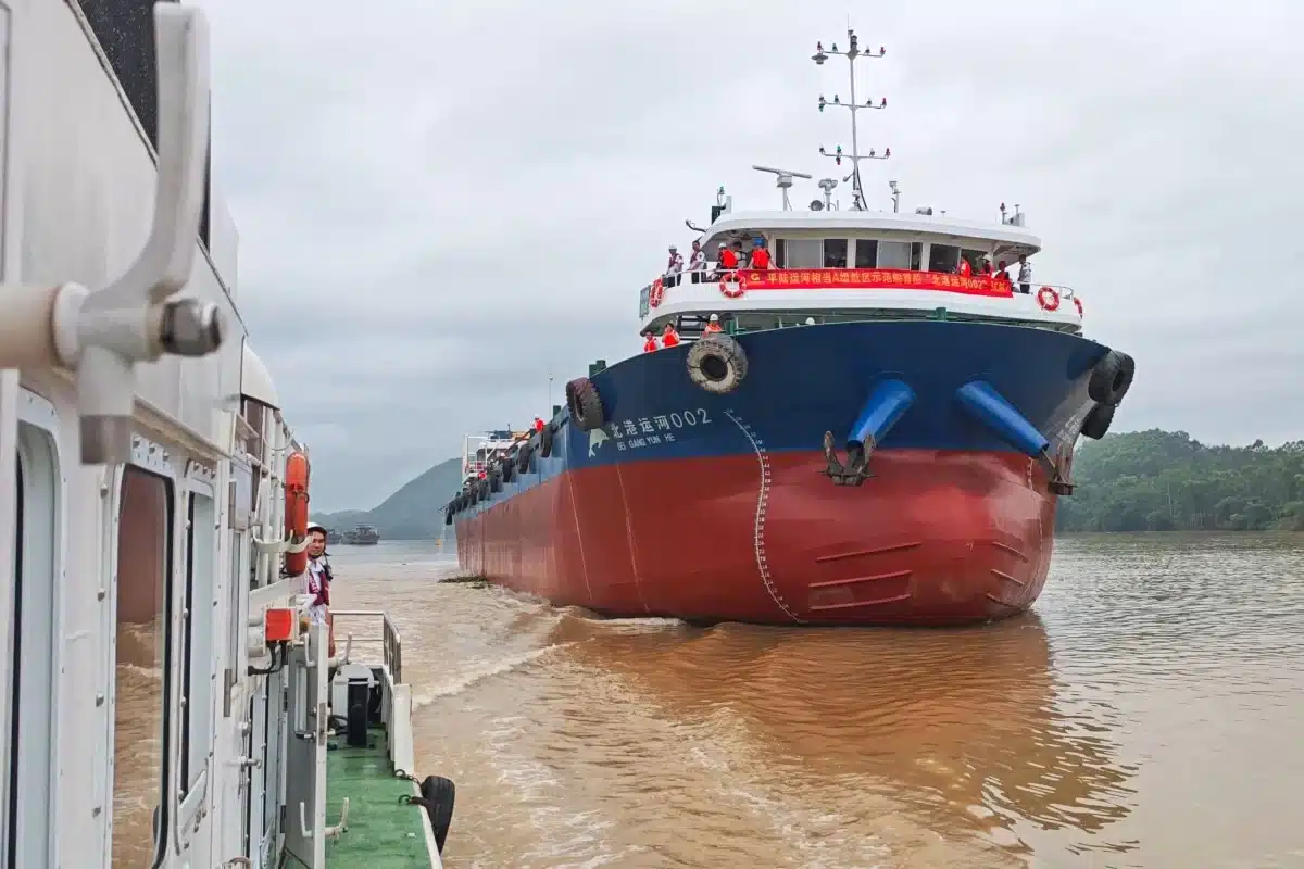 China testa navio em seu próximo grande corredor comercial de US$ 10 ...