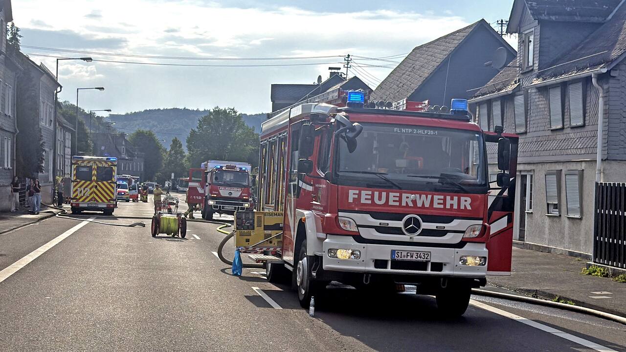 Fassaden- und Wohnungsbrand Siegstraße Dreis-Tiefenbach am 19. Juni 2026