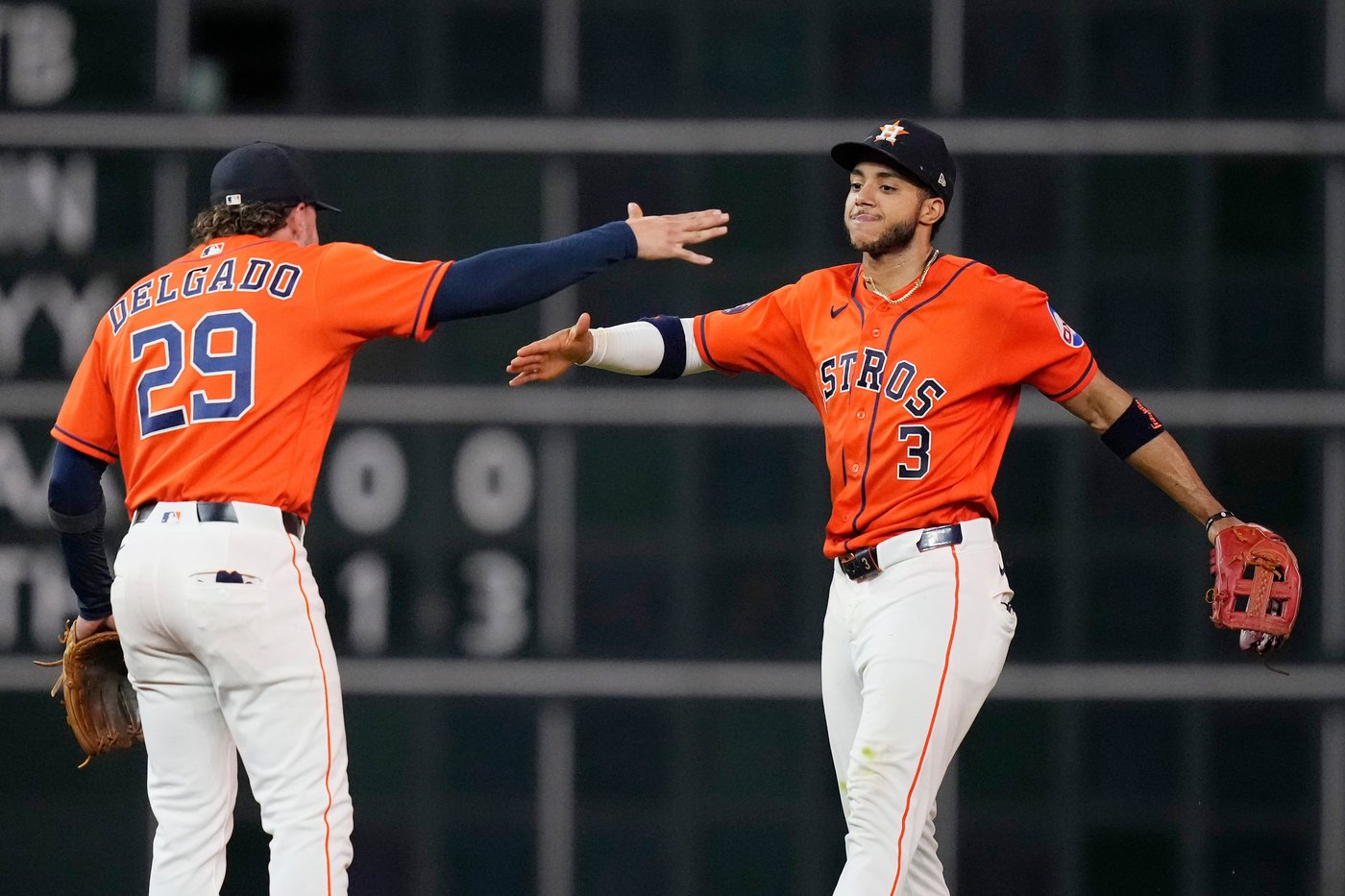 Jose Altuve, Jeremy Peña power the Astros past the Guardians, 9-3