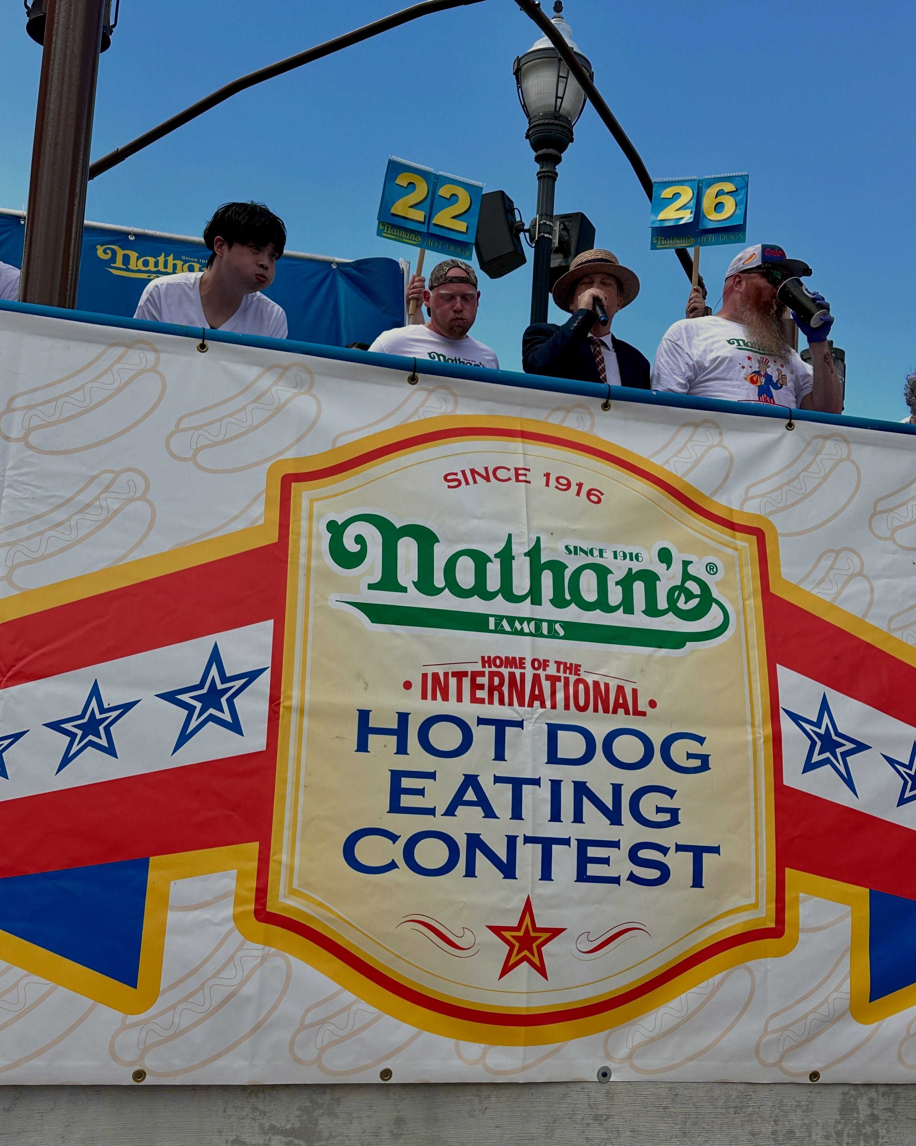 Hot dog eating contest | Hersheypark hosted a qualifier round for ...