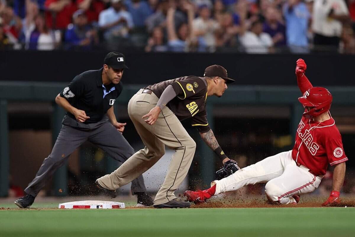 Texas Rangers manager: "We were upset" at having two umpires at start ...