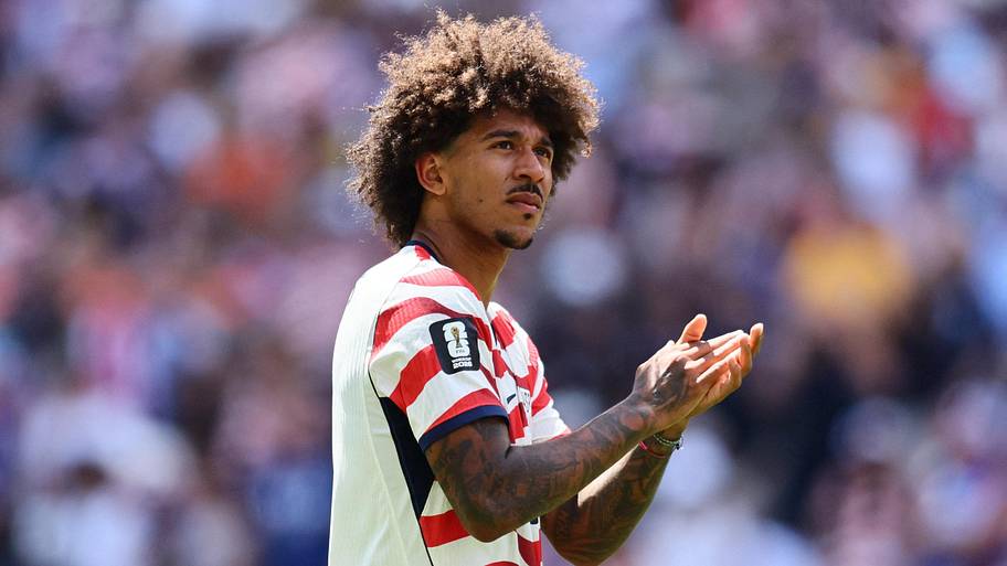 4 USMNT players on yellow cards at risk of missing World Cup round of 32