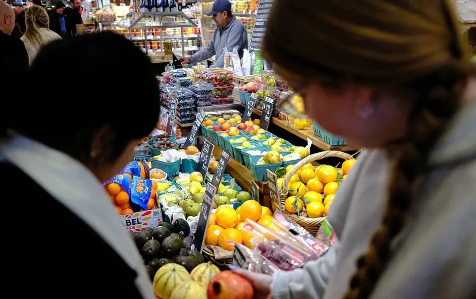 Smart fruit habits for a healthier you