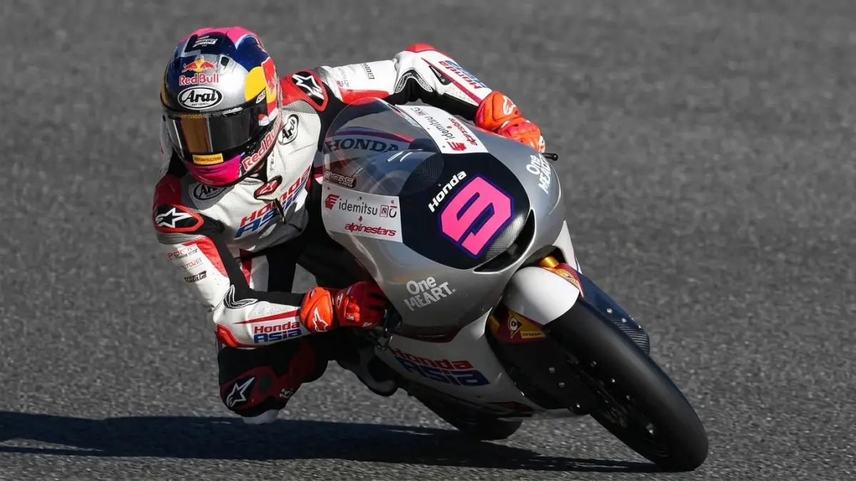 Reaksi Veda Ega usai kena penalti dan start dari P20 di Moto3 Republik ...