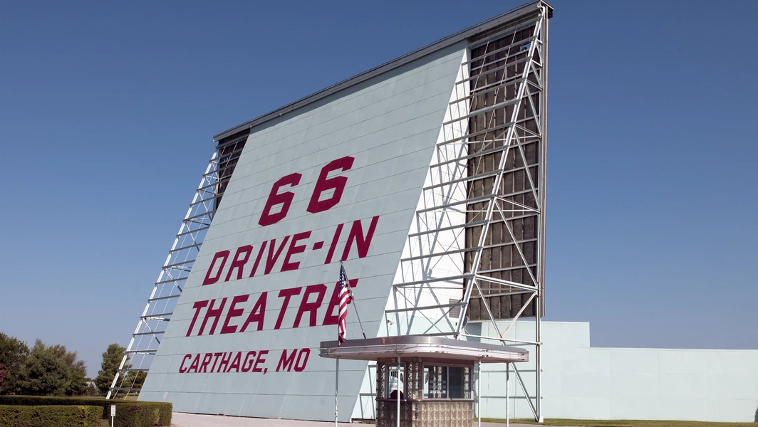 8 drive-in theaters and eateries from yesterday to today
