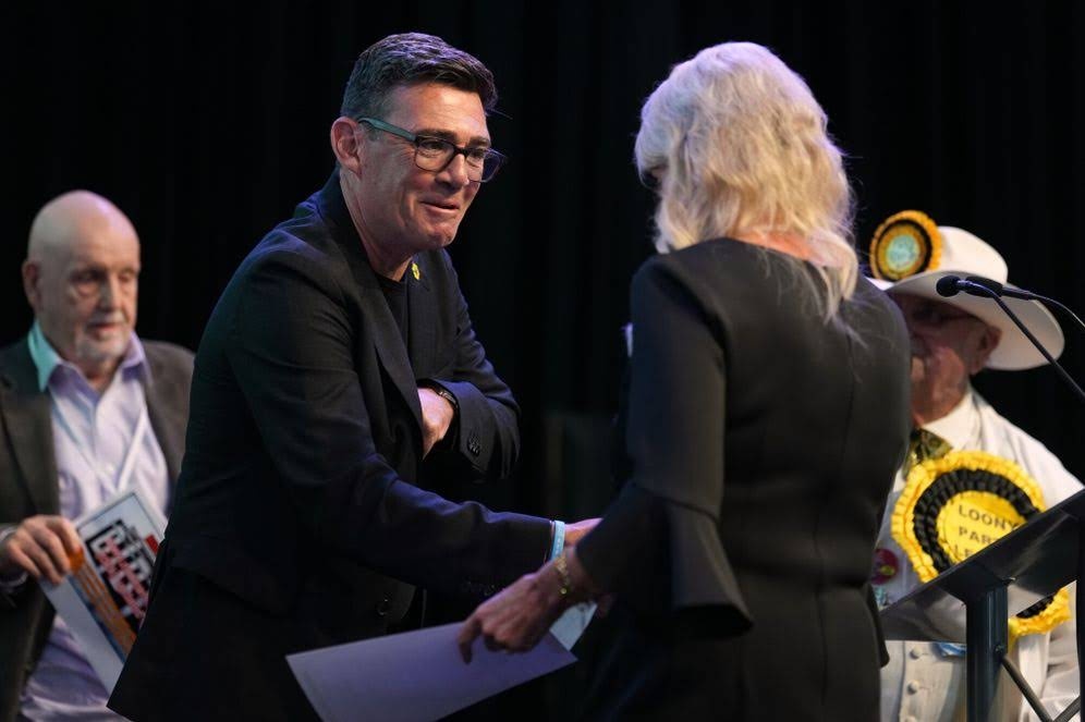 Andy Burnham wins Makerfield by-election, intensifying pressure on UK ...