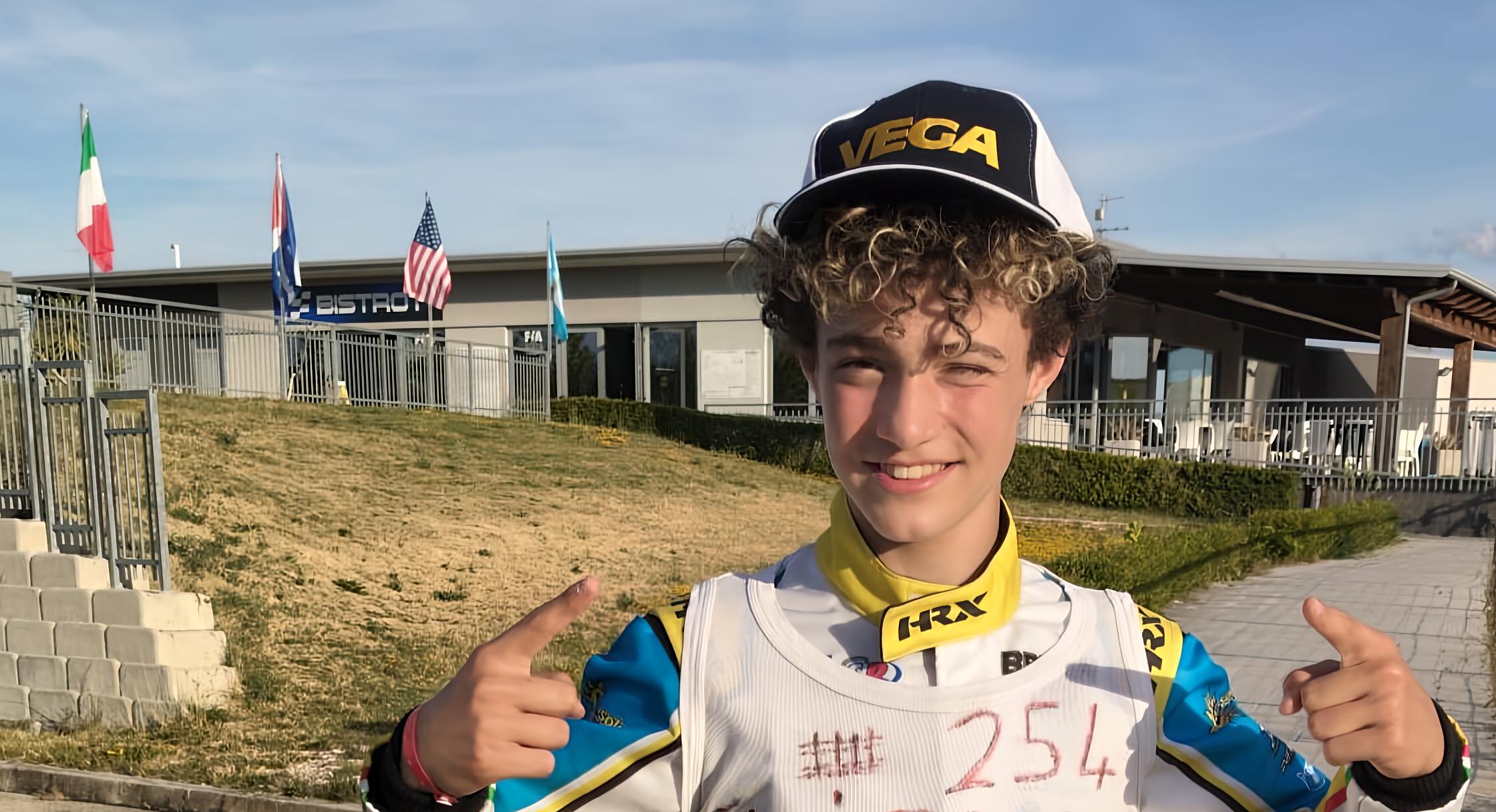 Go kart: Bryan sorprende. A 13 anni va a tutto gas