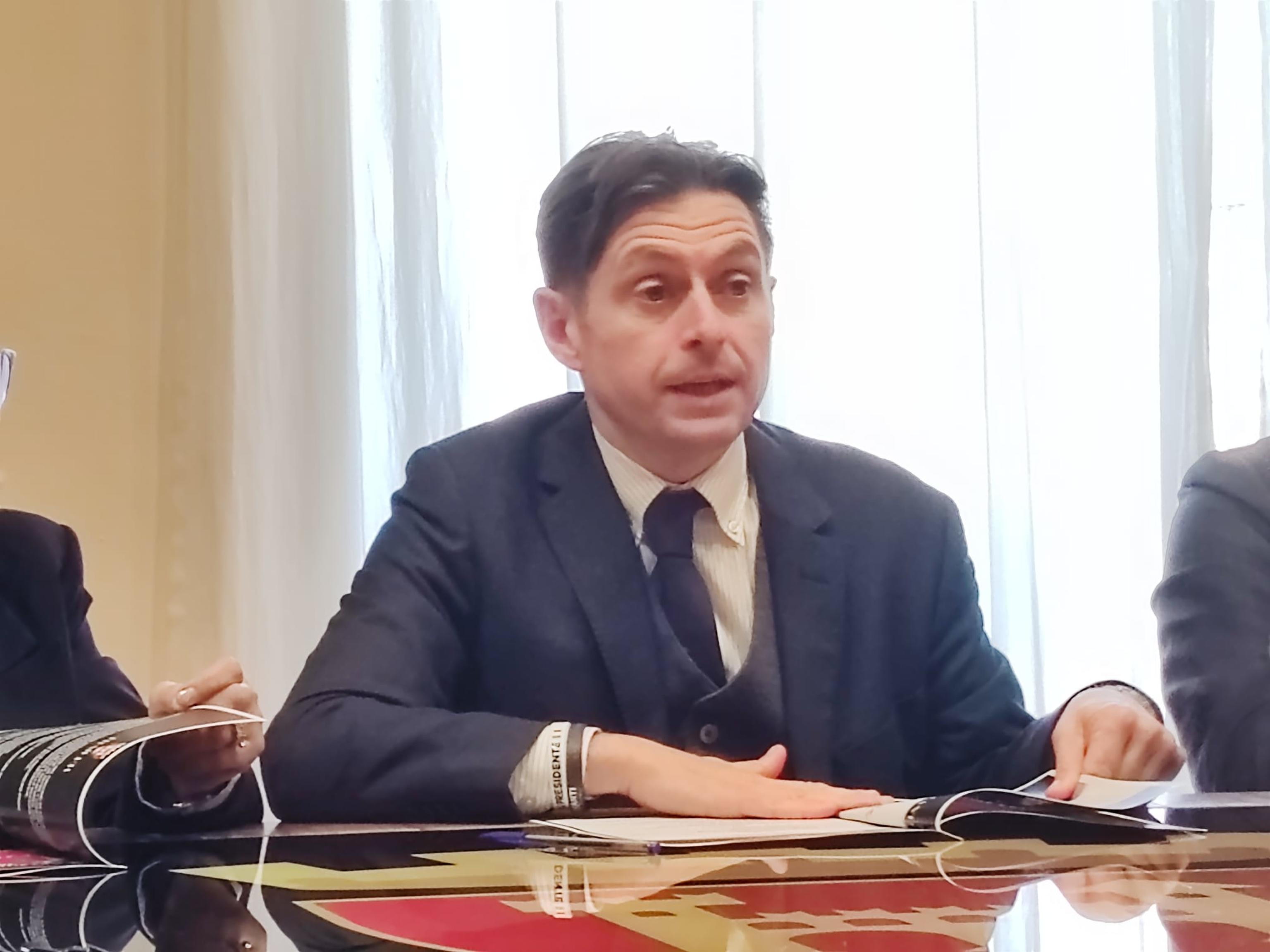 Fioravanti scrive all'Anas, 'stop ai cantieri lungo l'Ascoli-Mare'