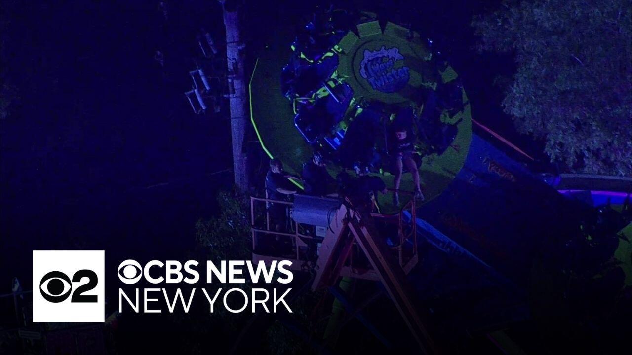 15 kids, 1 adult rescued after ride gets stuck at Adventureland park on ...
