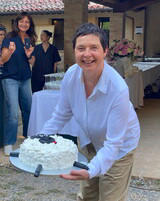 Isabella Rossellini compie 74 anni: la torta a forma di pecora ...