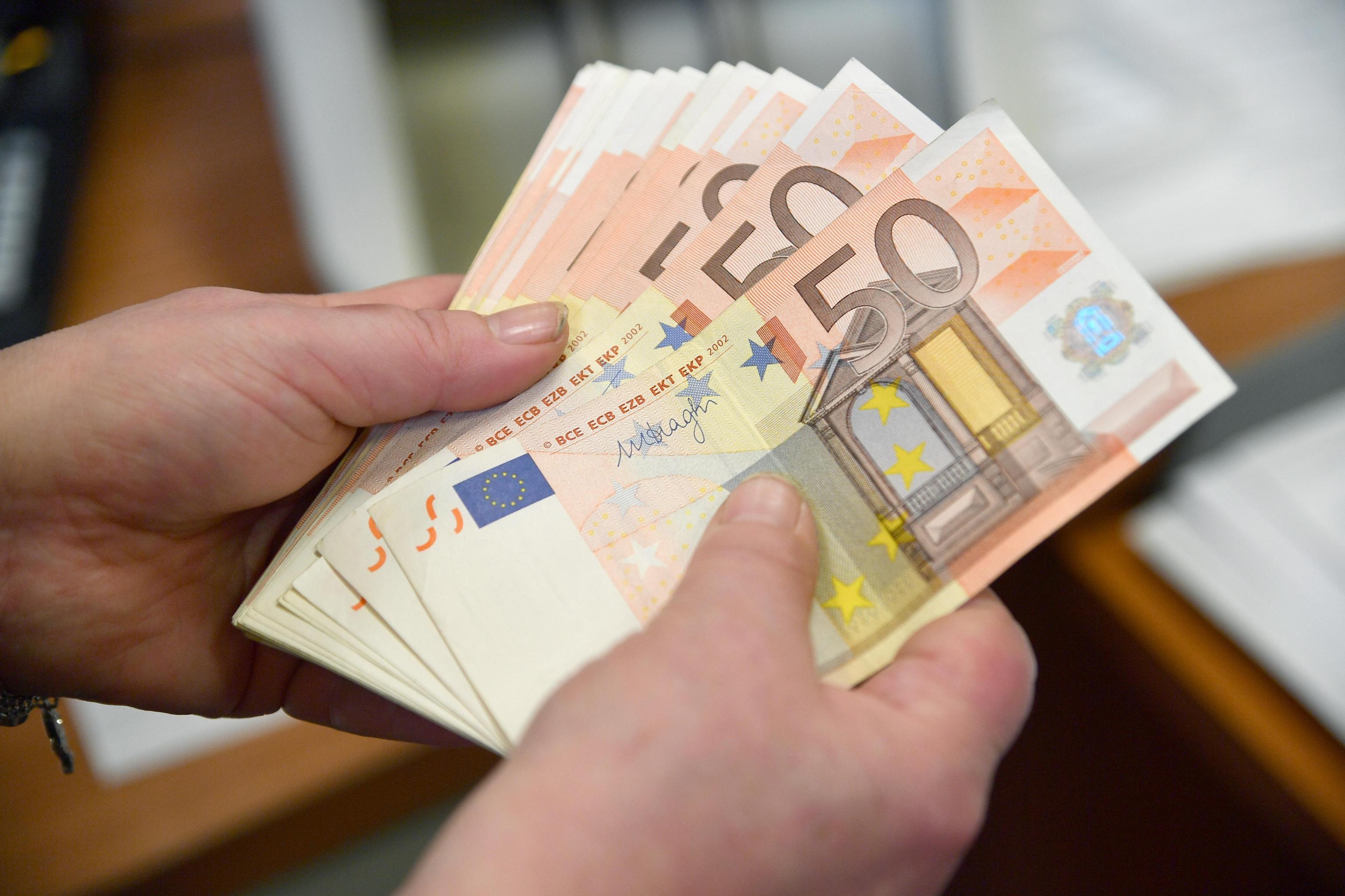 Cgia, pressione fiscale al 42,9% ma famiglie e microimprese pagano meno