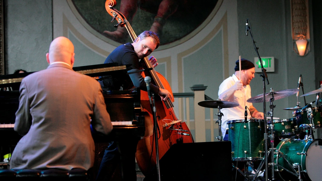 4 retro Oregon dining spots and jazz landmarks