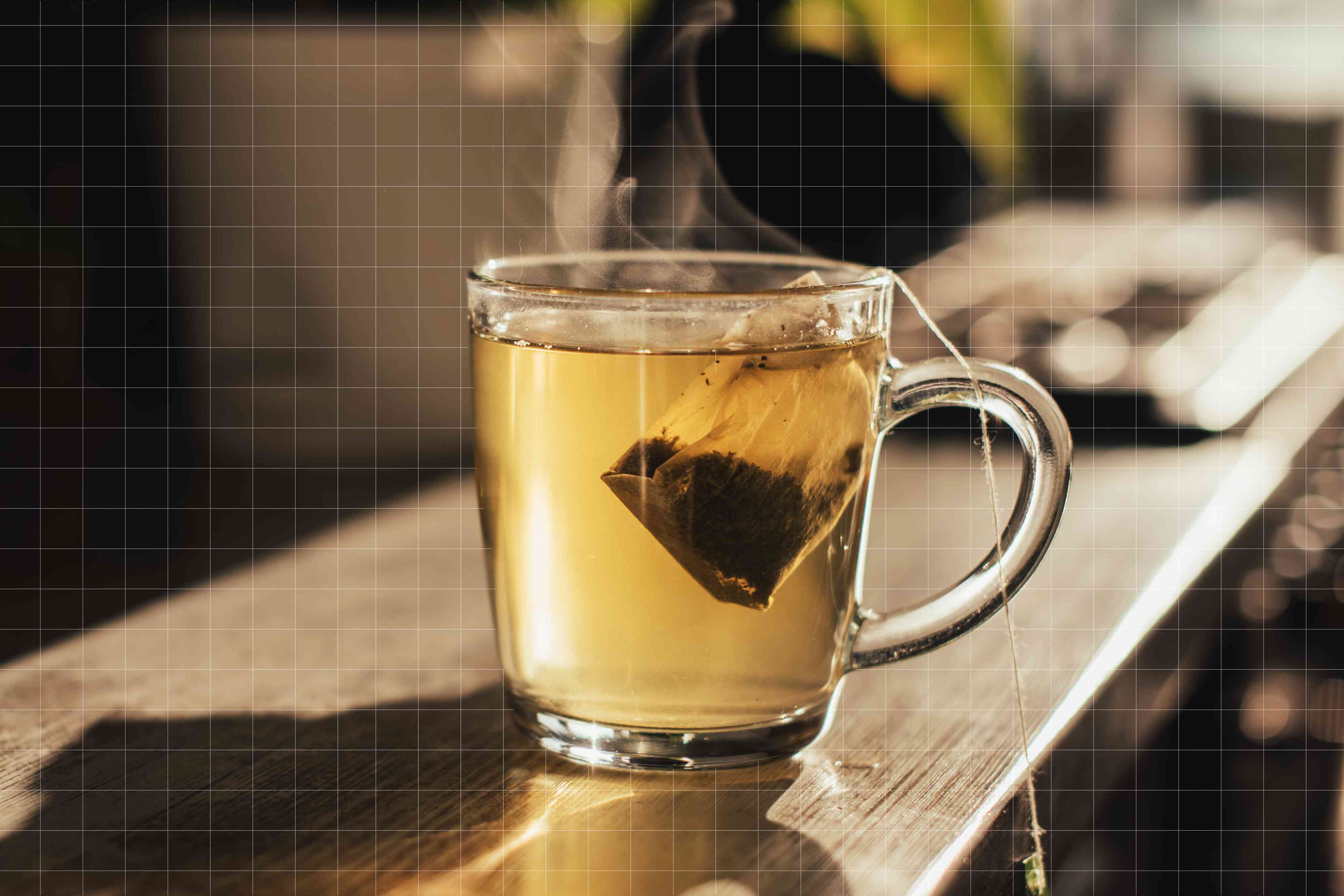 The best tea for lowering inflammation, according to a dietitian