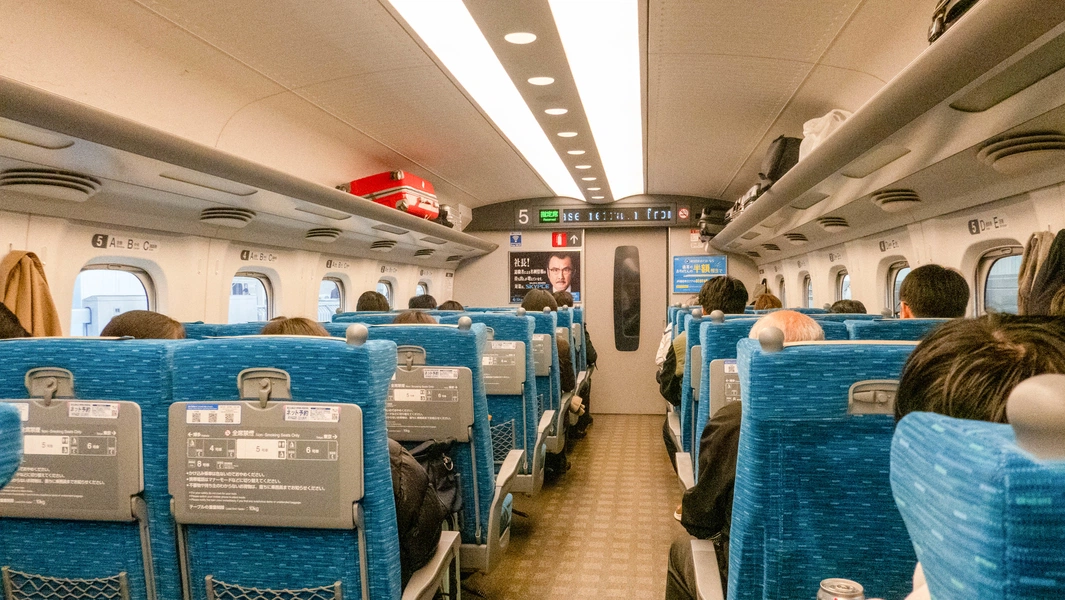 10 high-speed rail journeys around the world