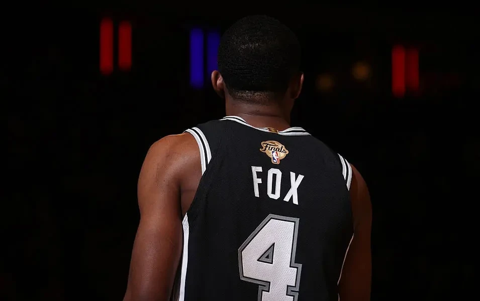 Spurs back Fox as starter despite Finals struggles