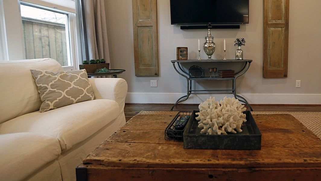 8 easy DIY woodworking projects for beginners