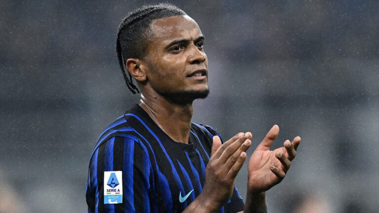 Akanji: «Per ora ho parlato soprattutto con Dumfries, Calha e… Bisseck ...