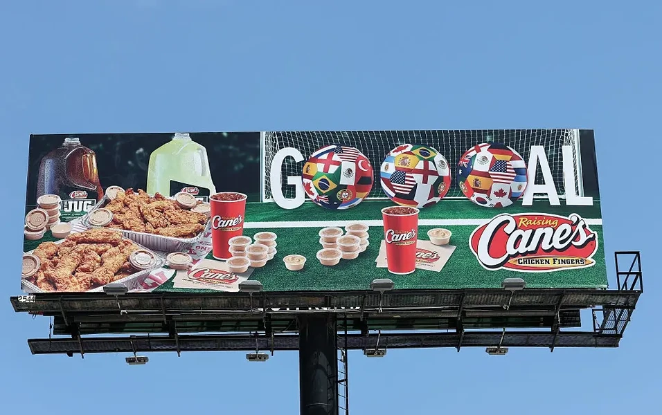 World Cup tourists savor iconic American eats nationwide