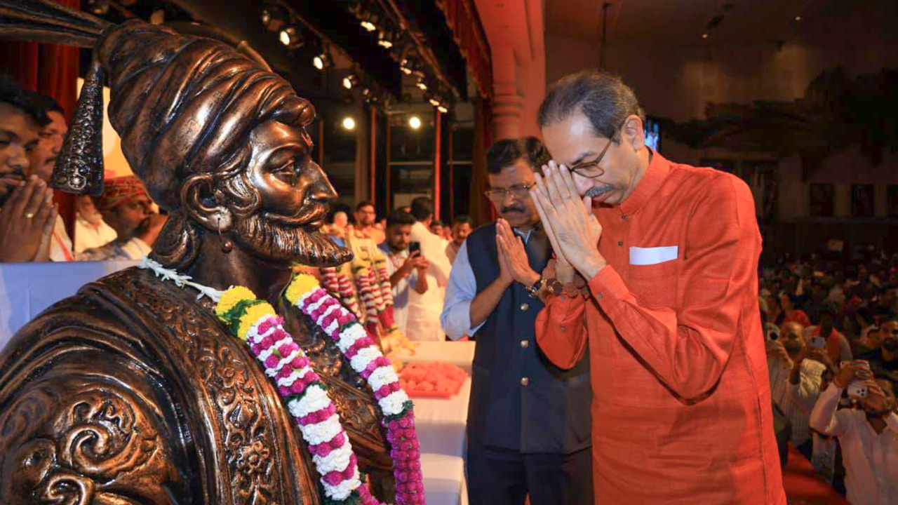 Shiv Sena (UBT) issues 24-hour ultimatum to rebel MPs: Respond or face ...