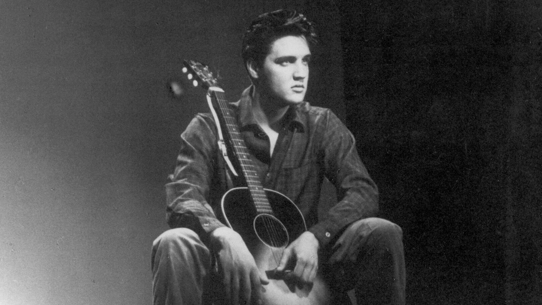 Elvis Presley’s life and career in rare images