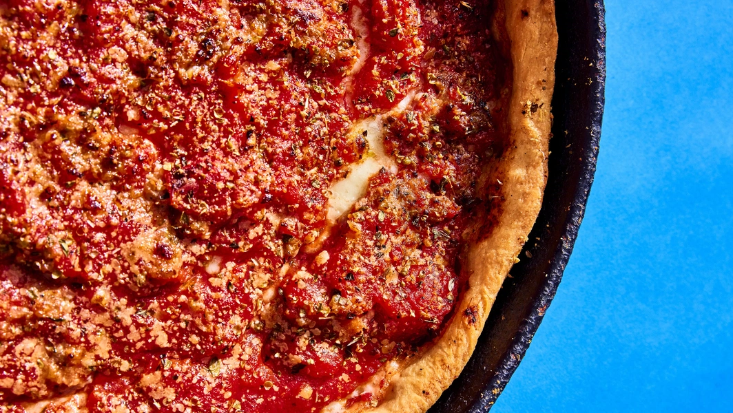 Mastering classic Chicago deep dish pizza