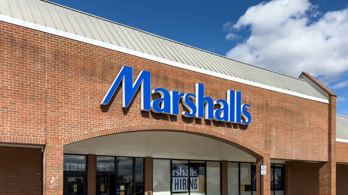 Discover Marshall's $20 strawberry picnic blanket for perfect ...