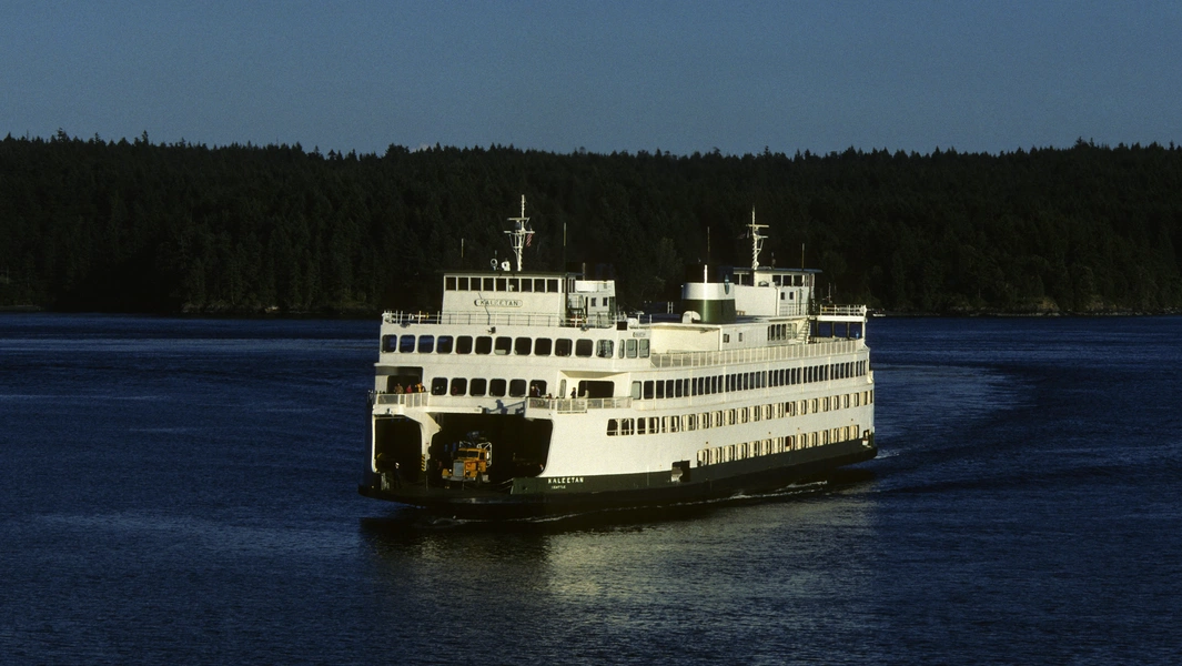 10 Washington islands to visit by ferry