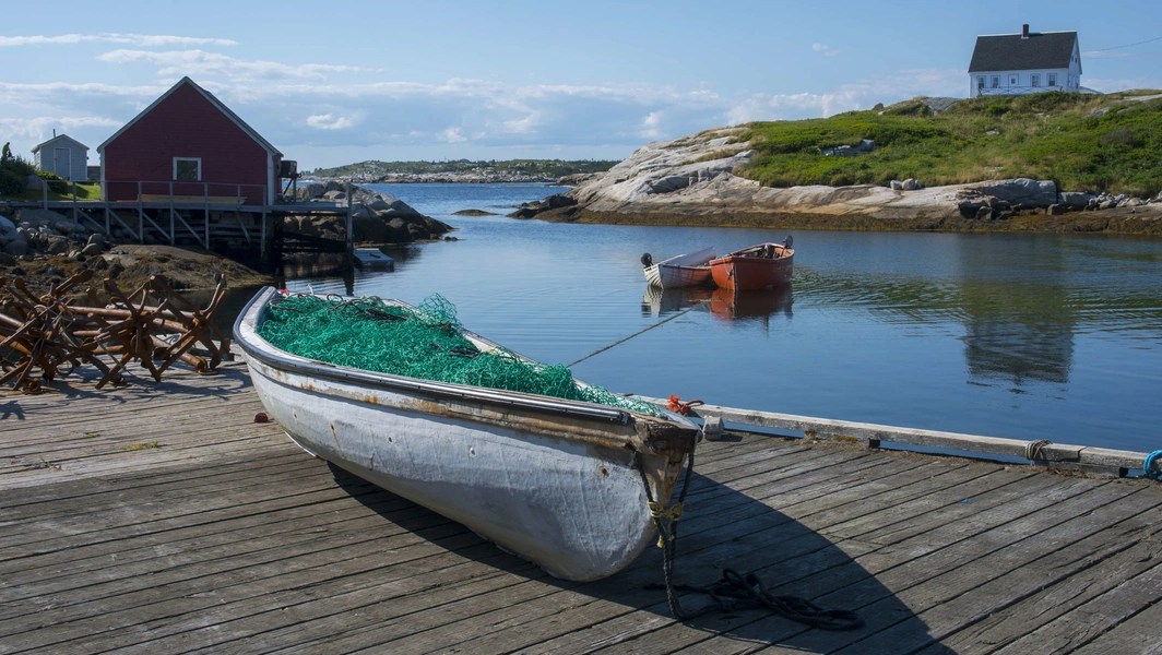 5 picturesque Canadian seaside and lakeside towns