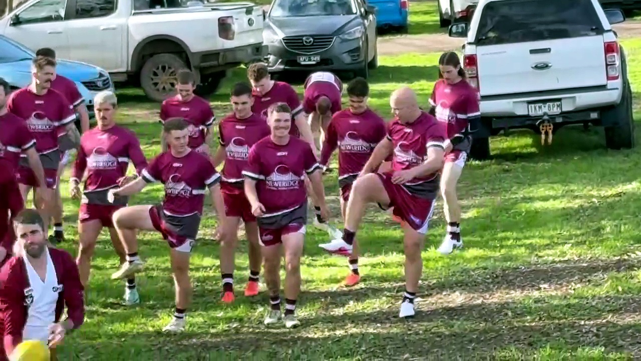 LVFNL: Gary Ablett jnr warms up for Newbridge, June 20, 2026