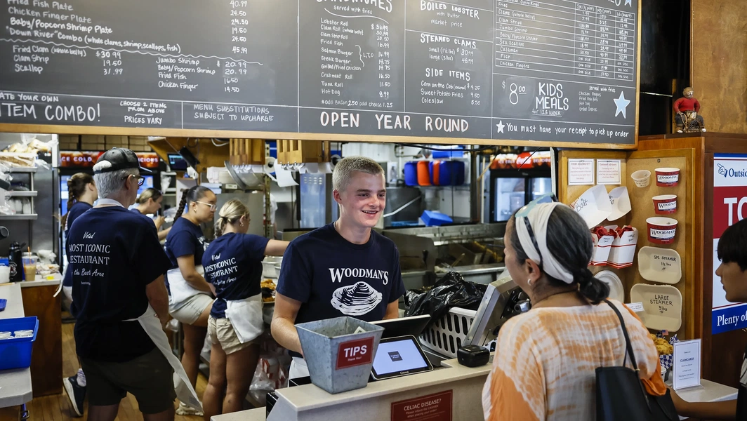13 habits that frustrate restaurant staff