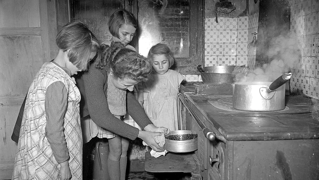 11 hearty one-pot meals from the 1940s