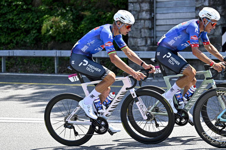 David van der Poel twijfelt of hij Mathieu opstelt in zijn Tour-pooltje ...