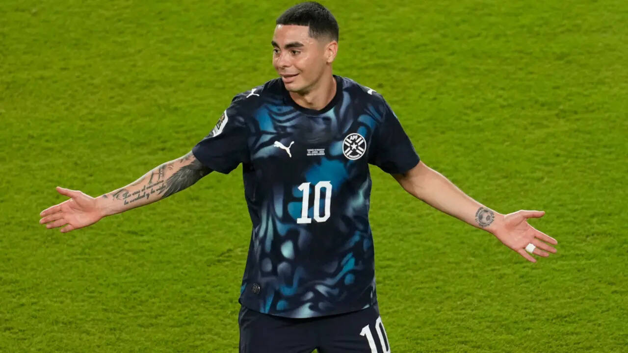 Why Paraguay's Miguel Almiron was shown red card for covering his mouth ...