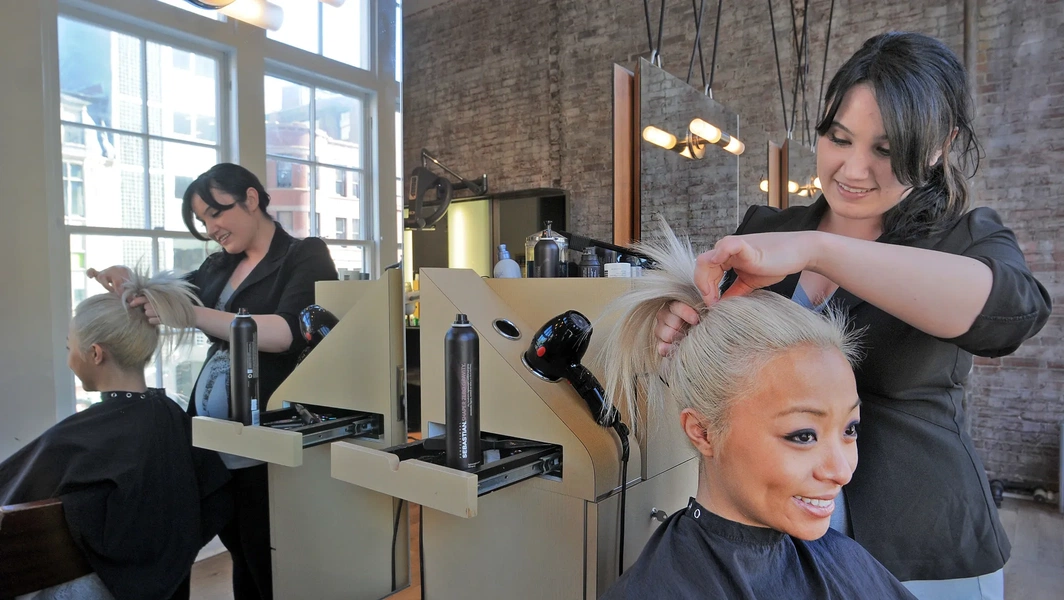9 haircuts that add fullness to fine hair