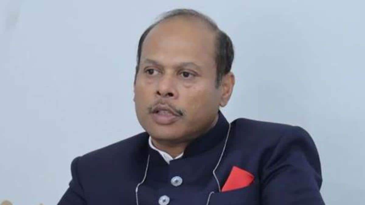 1994-batch IAS officer Vivek Aggarwal appointed FATF vice president