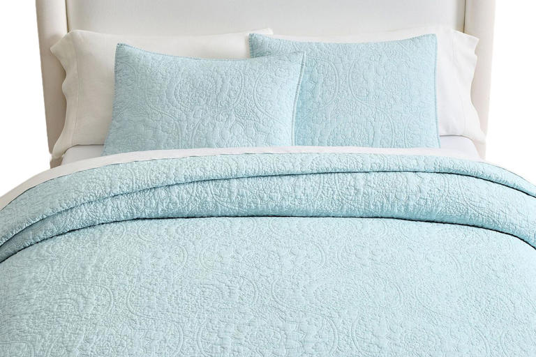 Pottery Barn’s secret outlet just added hundreds of new markdowns—save ...
