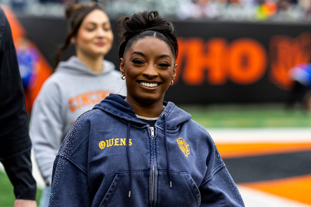 Simone Biles shows peak physical flexibility during home workouts ...