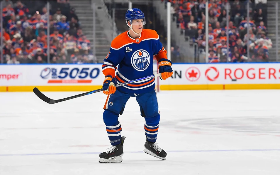 Oilers push to re-sign Murphy, Dickinson before Babcock hire