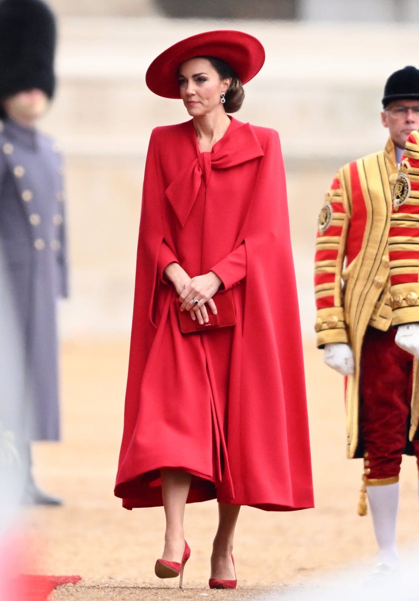 Así han actualizado la reina Letizia y Kate Middleton el color rojo ...