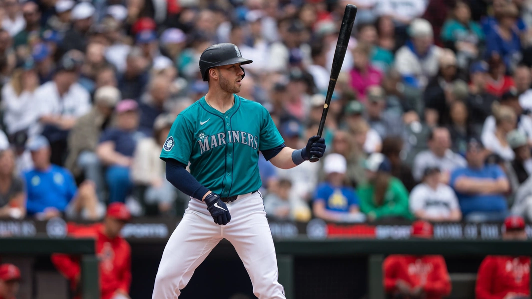 Mariners add Weston Wilson, DFA Mastrobuoni to face lefty-heavy Red Sox