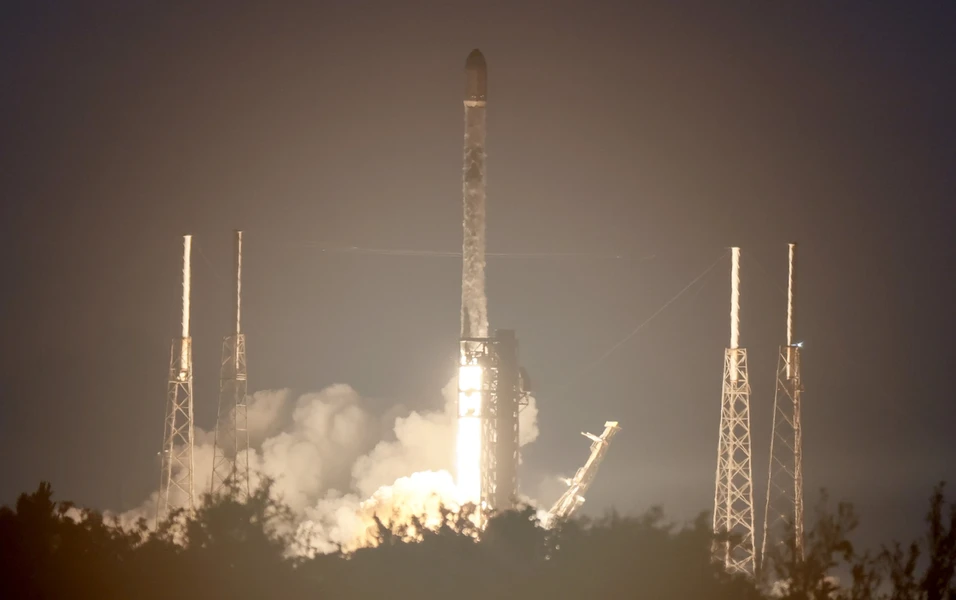 SpaceX AI satellite plan faces mounting light pollution backlash